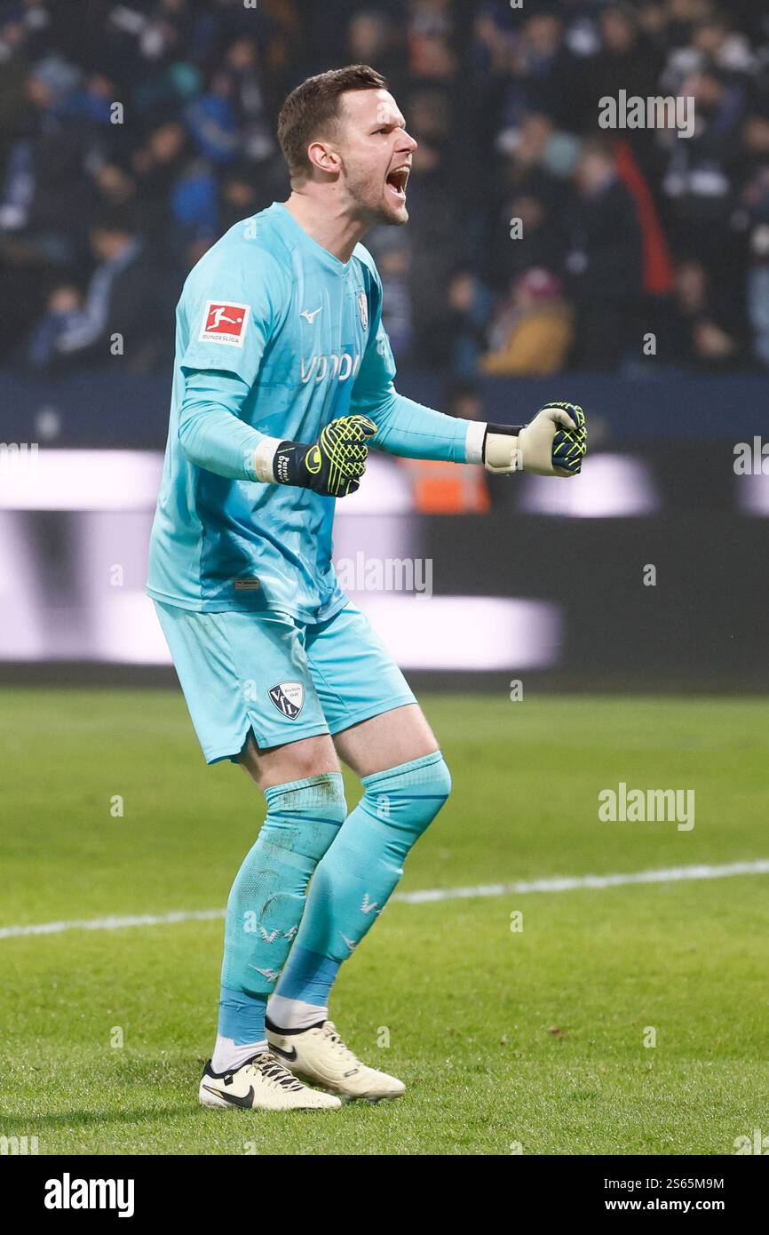 Bochum, Germany. 15th Jan, 2025. Patrick Drewes, goal keeper of VfL ...
