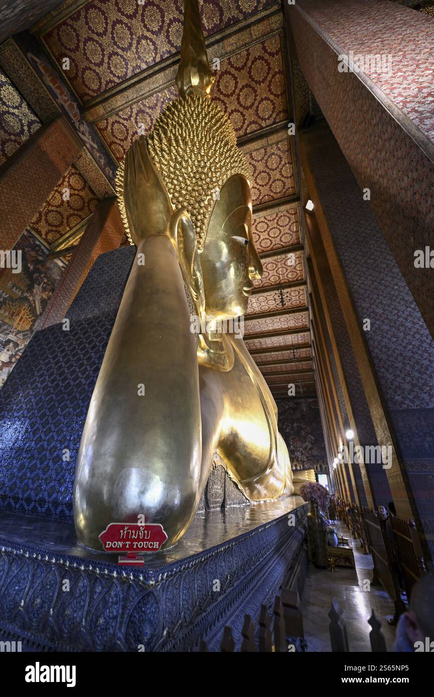 Reclining Buddha in Wat Pho, Temple of the Reclining Buddha, Bangkok, Thailand, Asia Stock Photo ...
