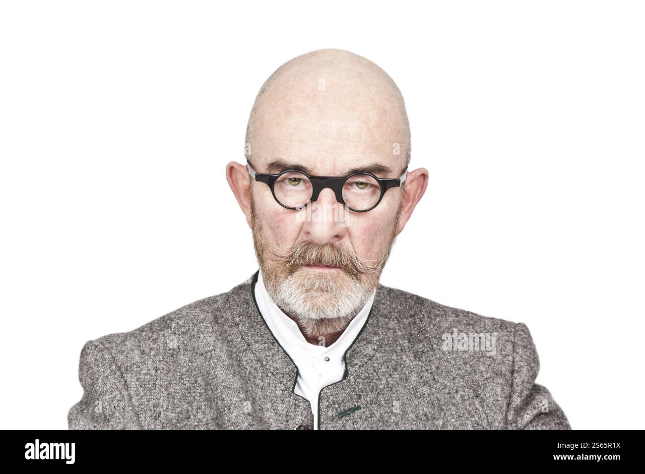 Old generation bearded men hi-res stock photography and images - Alamy