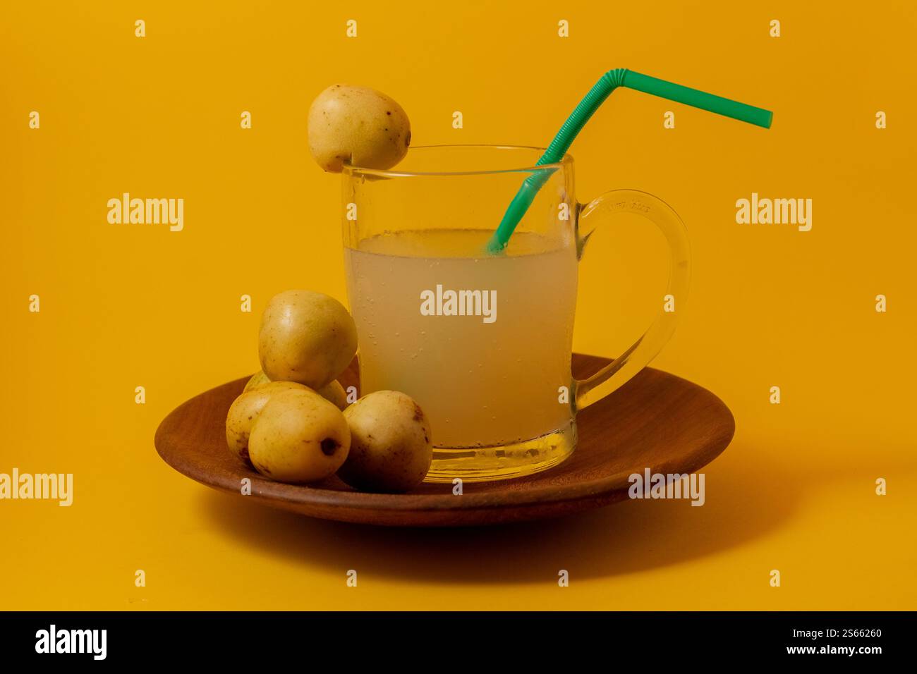 Freshly squeezed Marula (Sclerocarya birrea, Morula, Maroela, Mufula ...