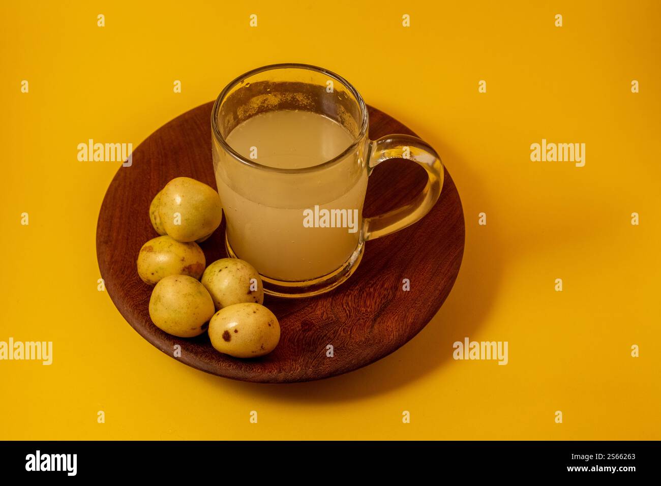 Freshly squeezed Marula (Sclerocarya birrea, Morula, Maroela, Mufula ...