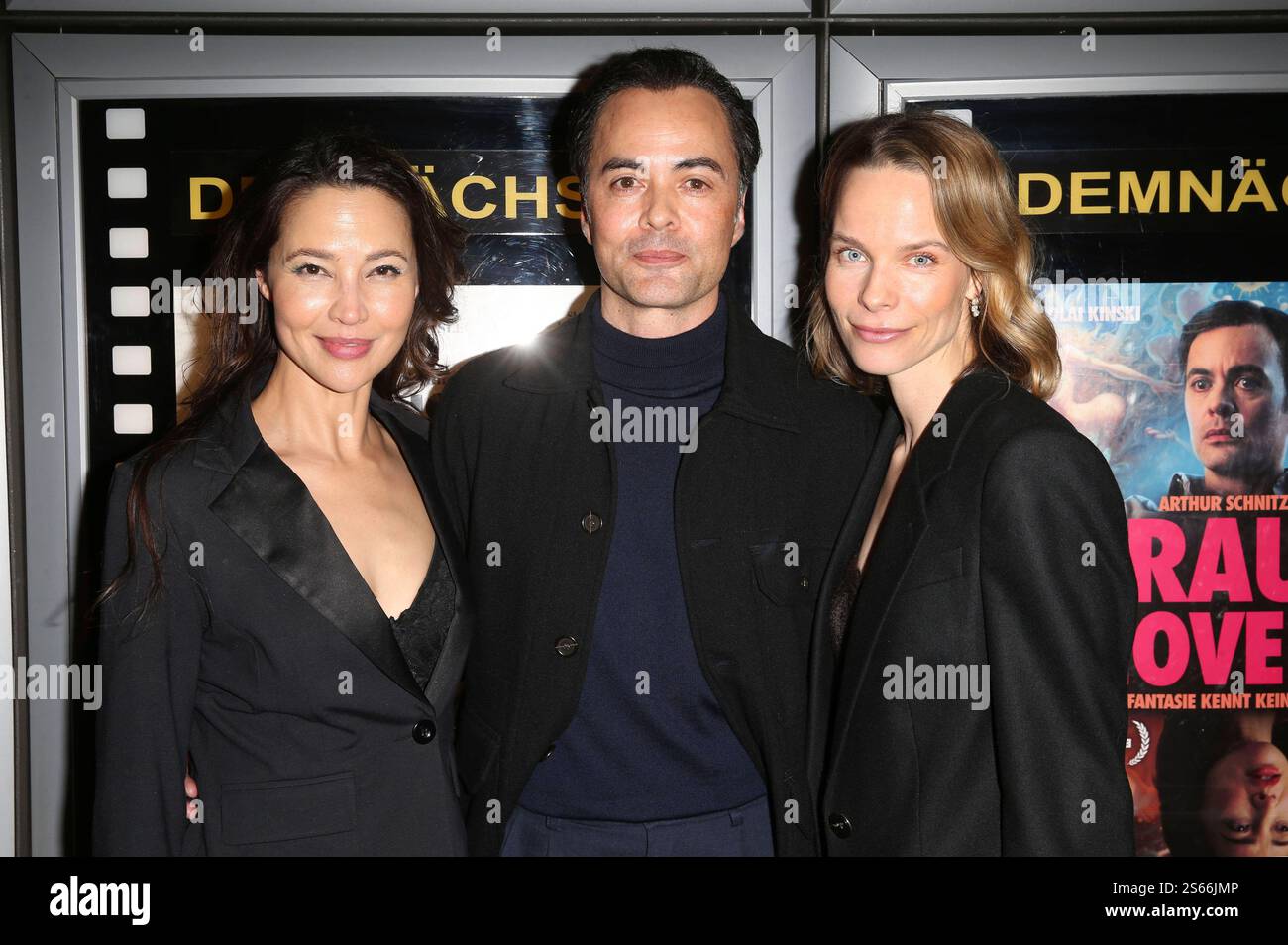 Laurine Price, Nikolai Kinski und Nike Martens bei der Premiere des ...