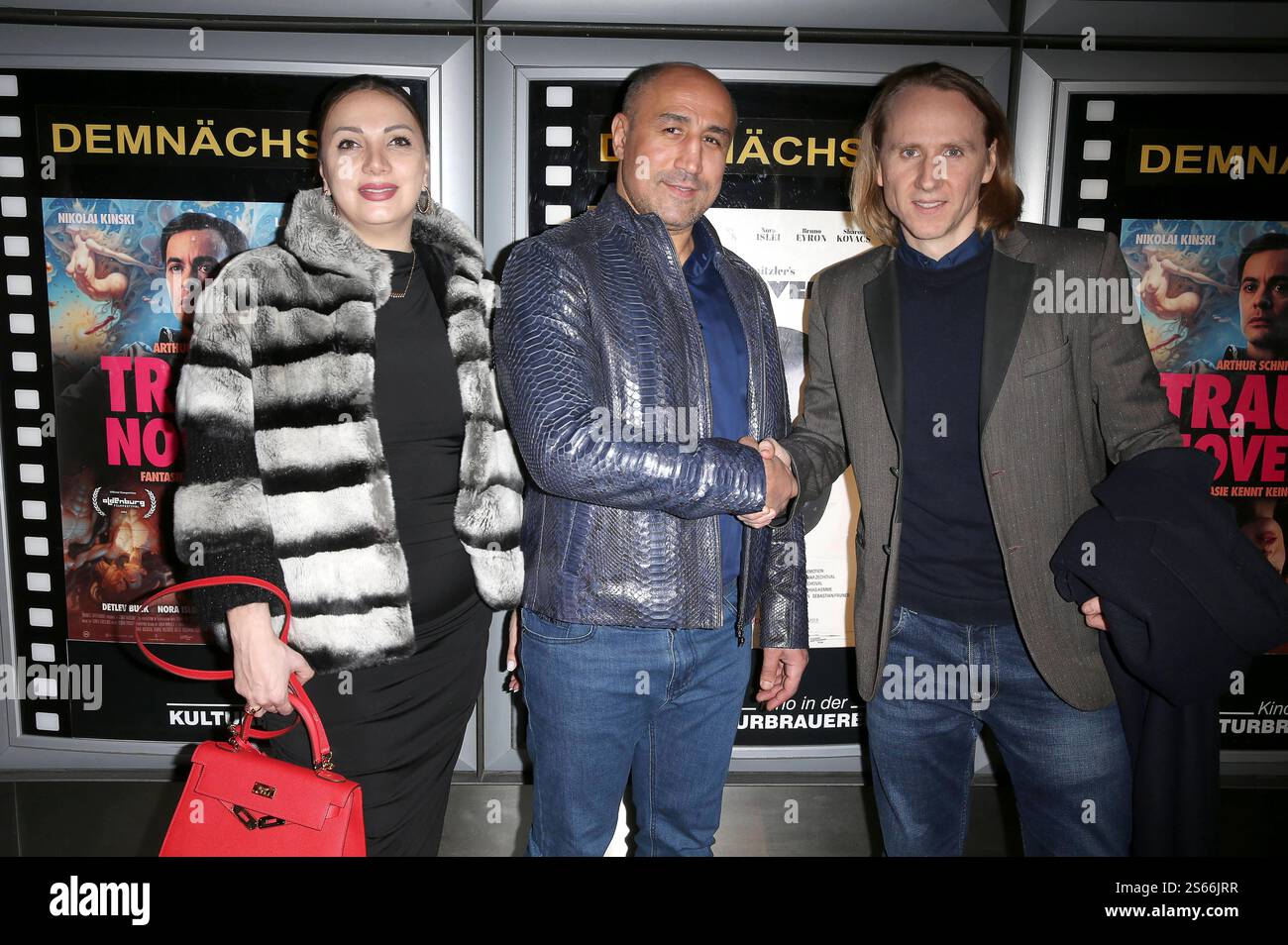 Mary Abrahamjan, Arthur Abraham und Florian Frerichs bei der Premiere ...