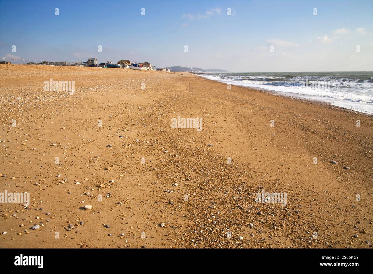Hythe kent beach hi-res stock photography and images - Alamy