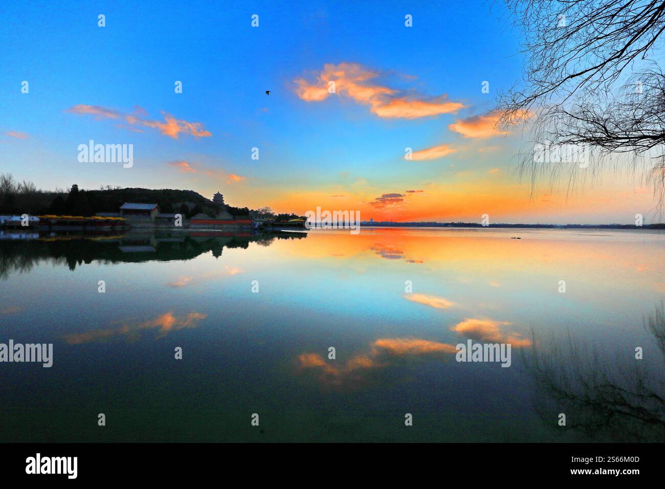 The morning glow scenery in the Summer Palace, Beijing, China, 13 ...