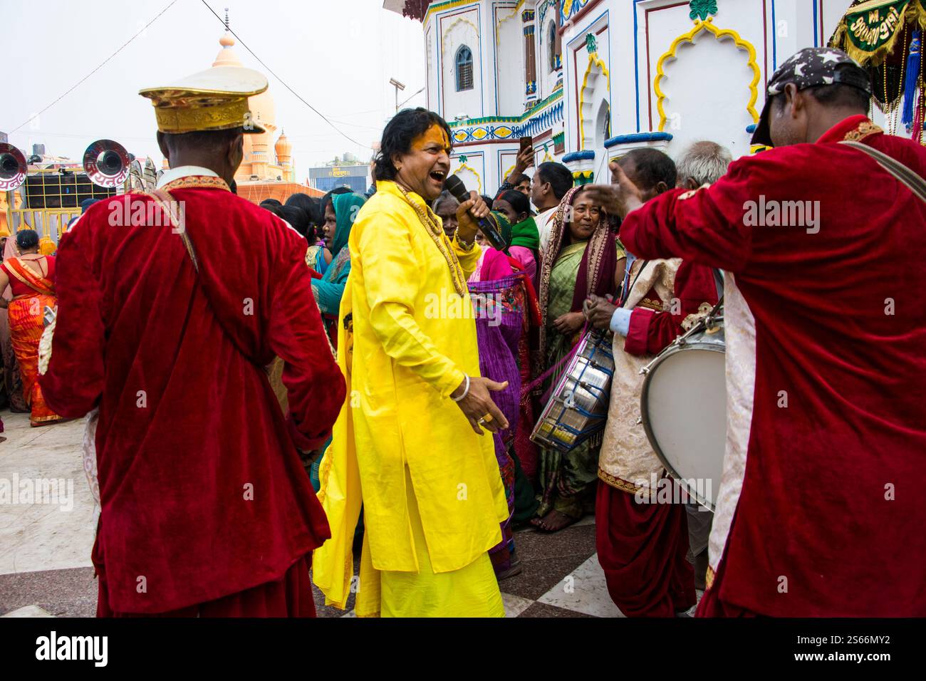 The procession of the Matkhor Ritual starts at Janaki Mandir to ...