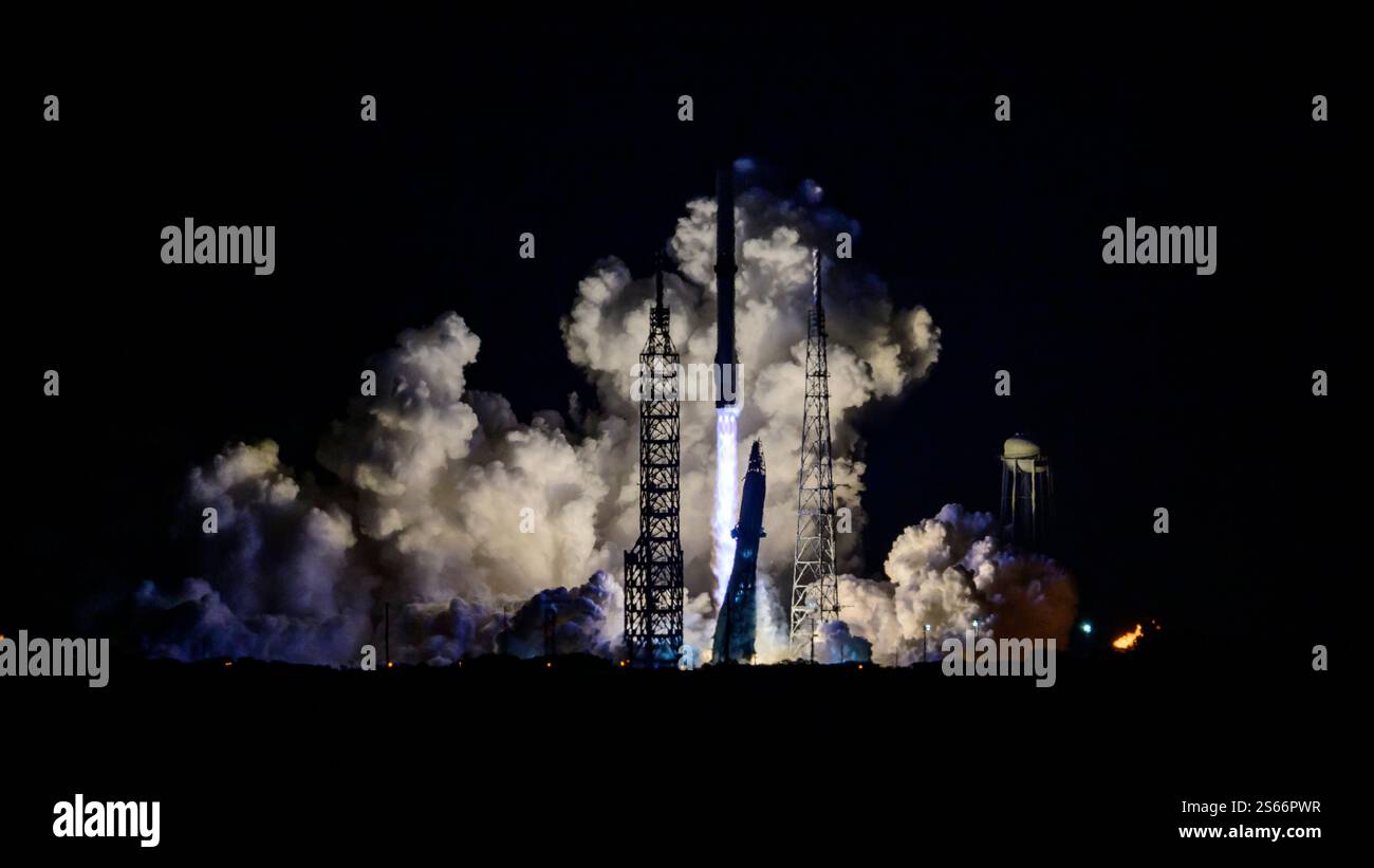 January 16, 2025, Cape Canaveral, Florida, USA: Blue Origin's New Glenn ...