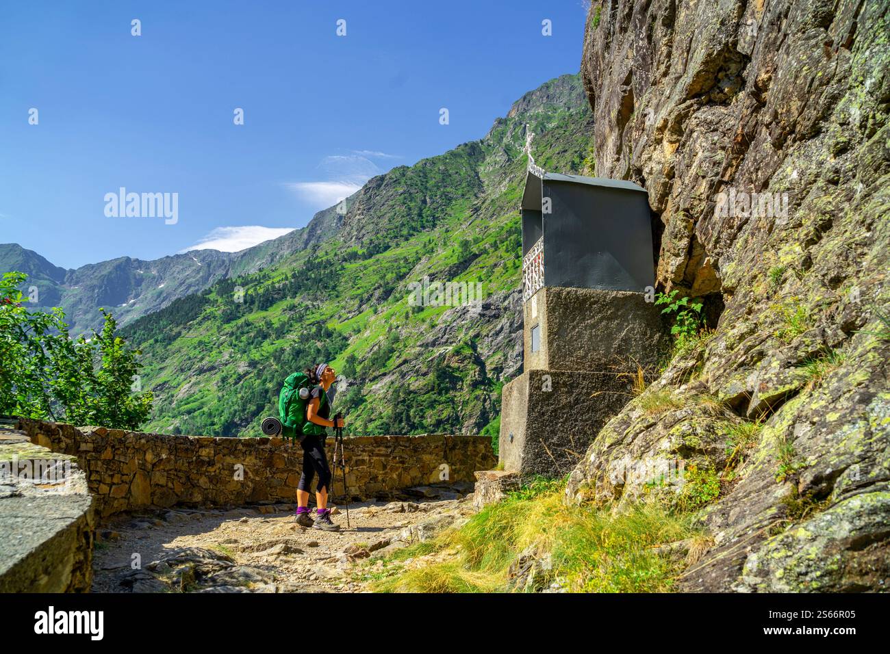 Saint, chapel of Our Lady of the Garde, path of the Clarabide gorges ...