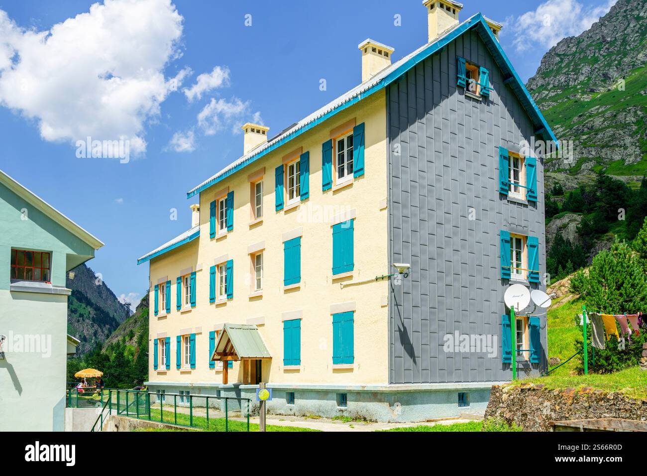 Soula refuge, Clarabide gorges, Pyrenees mountain range, France Stock ...