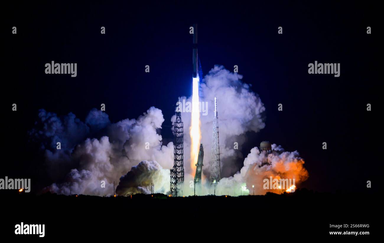 Cape Canaveral, Florida, USA. 16th Jan, 2025. Blue Origin's New Glenn ...