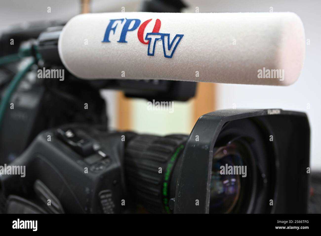 Fpo tv logo hi-res stock photography and images - Alamy
