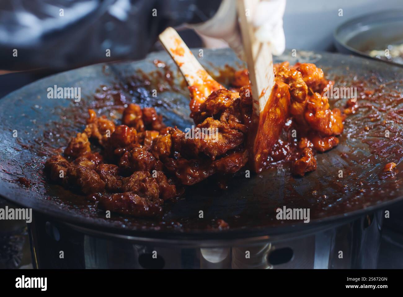 Korean Street Food - Dakgangjeong, Sweet Crispy Korean Fried Chicken ...
