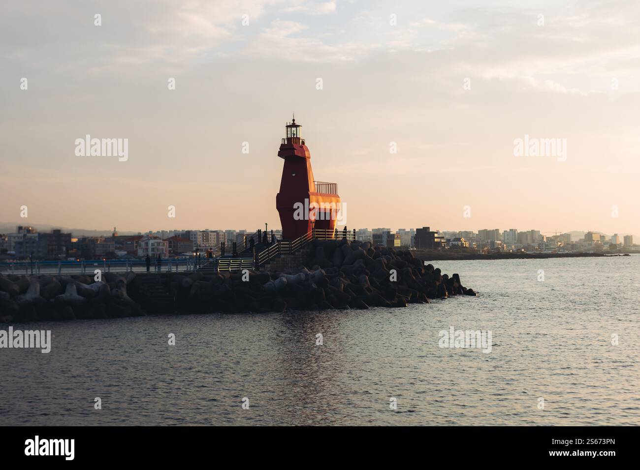 Iho Tewoo Horse Lighthouses on Iho Tewoo beach, with two horse-shaped ...
