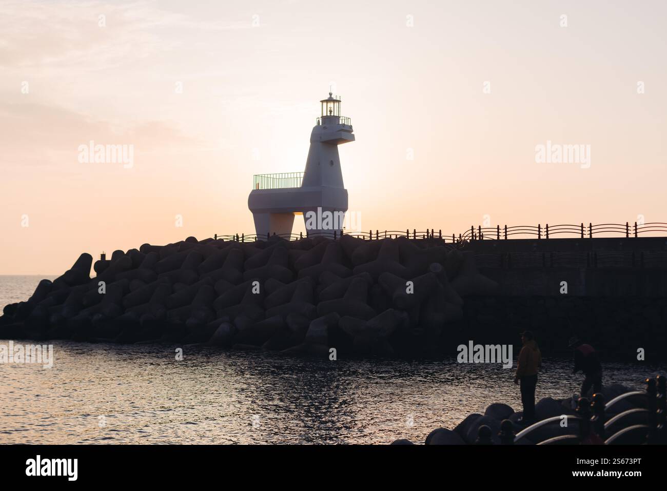 Iho Tewoo Horse Lighthouses on Iho Tewoo beach, with two horse-shaped ...