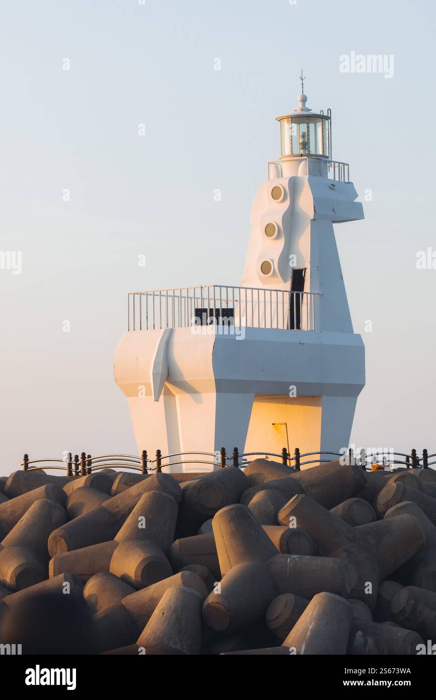 Iho Tewoo Horse Lighthouses on Iho Tewoo beach, with two horse-shaped ...