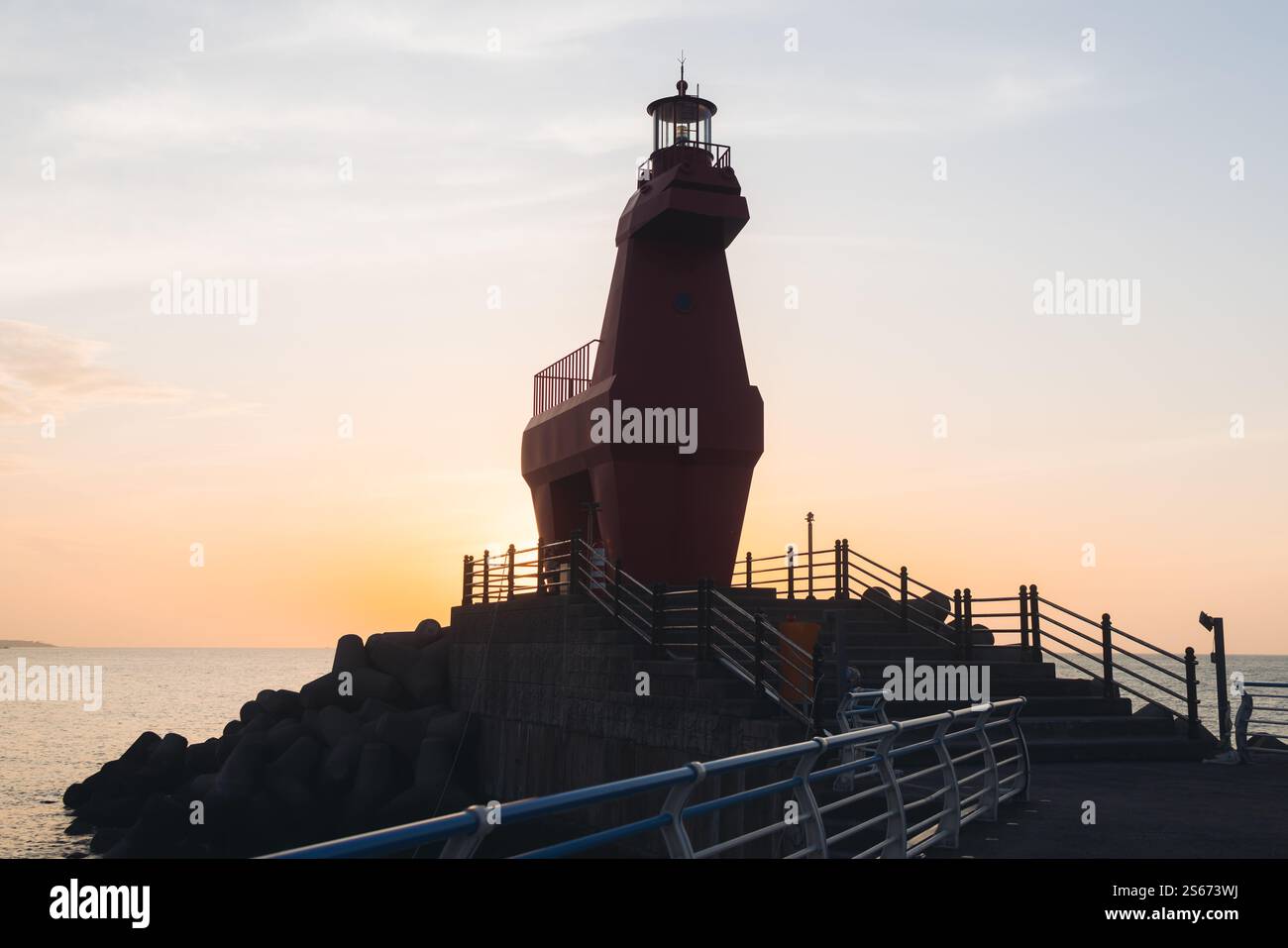 Iho Tewoo Horse Lighthouses on Iho Tewoo beach, with two horse-shaped ...