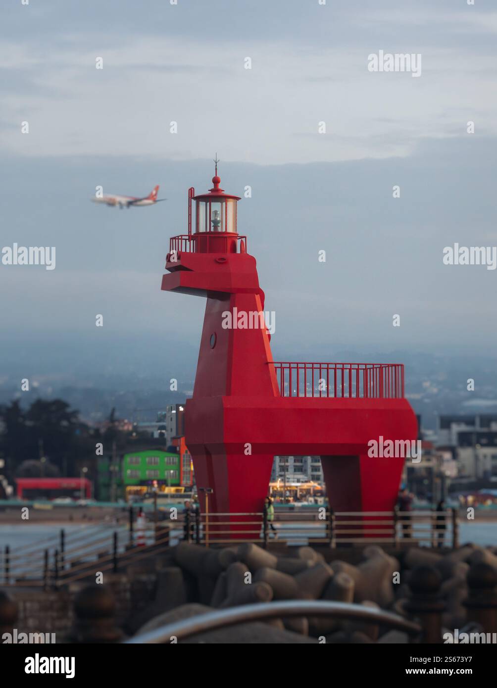 Iho Tewoo Horse Lighthouses on Iho Tewoo beach, with two horse-shaped ...