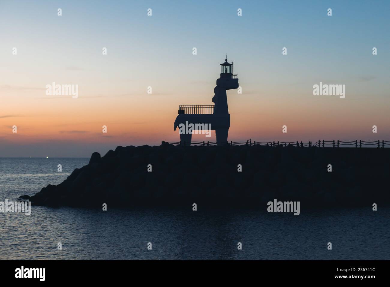 Iho Tewoo Horse Lighthouses on Iho Tewoo beach, with two horse-shaped ...