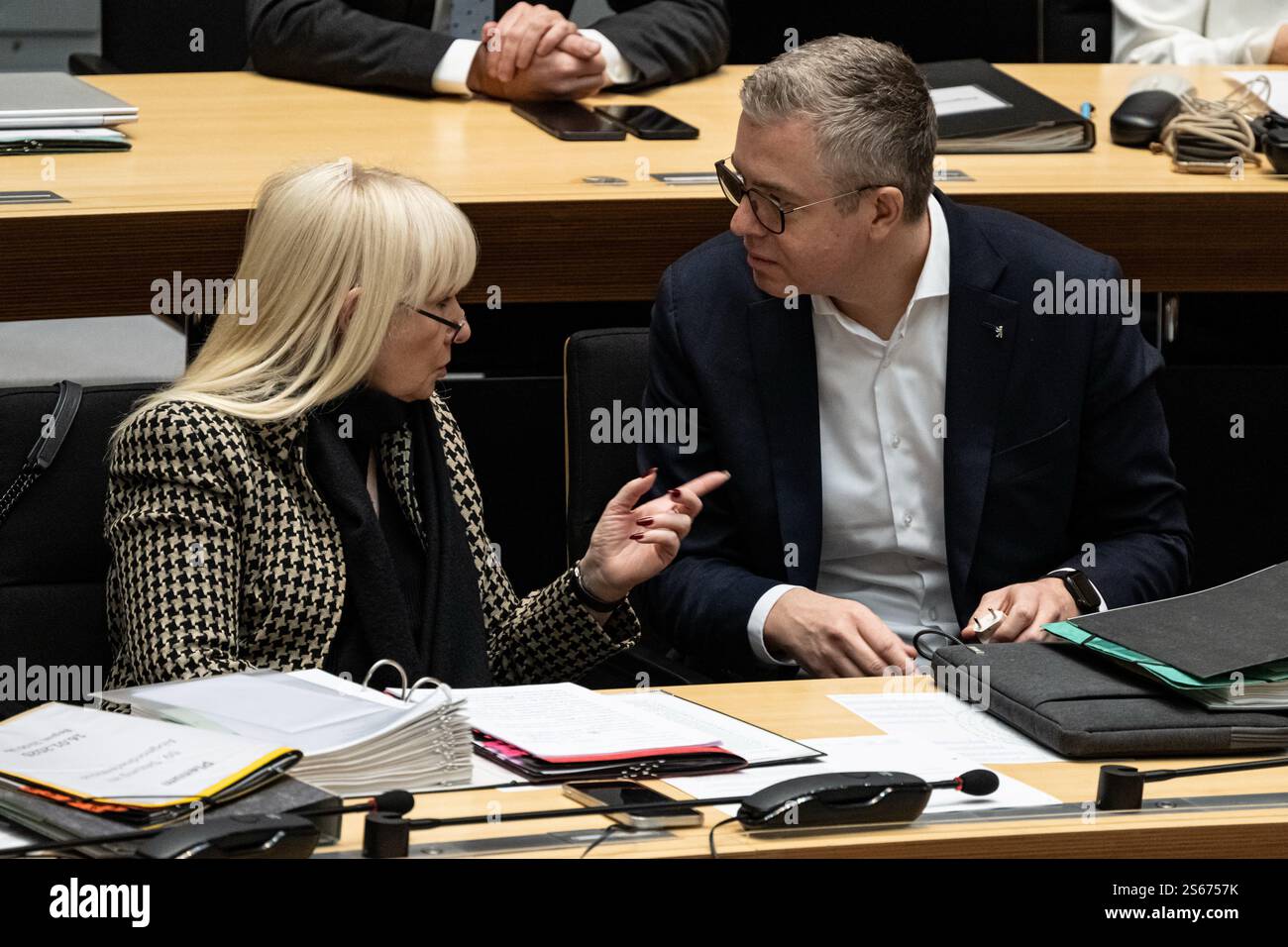 Berlin, Germany. 16th Jan, 2025. Iris Spranger (SPD, l-r), Berlin ...