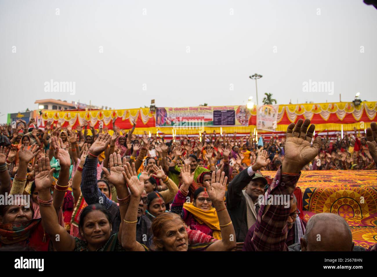 Pilgrims raise both hands chanting "Jai Siya Ram" in between musical ...