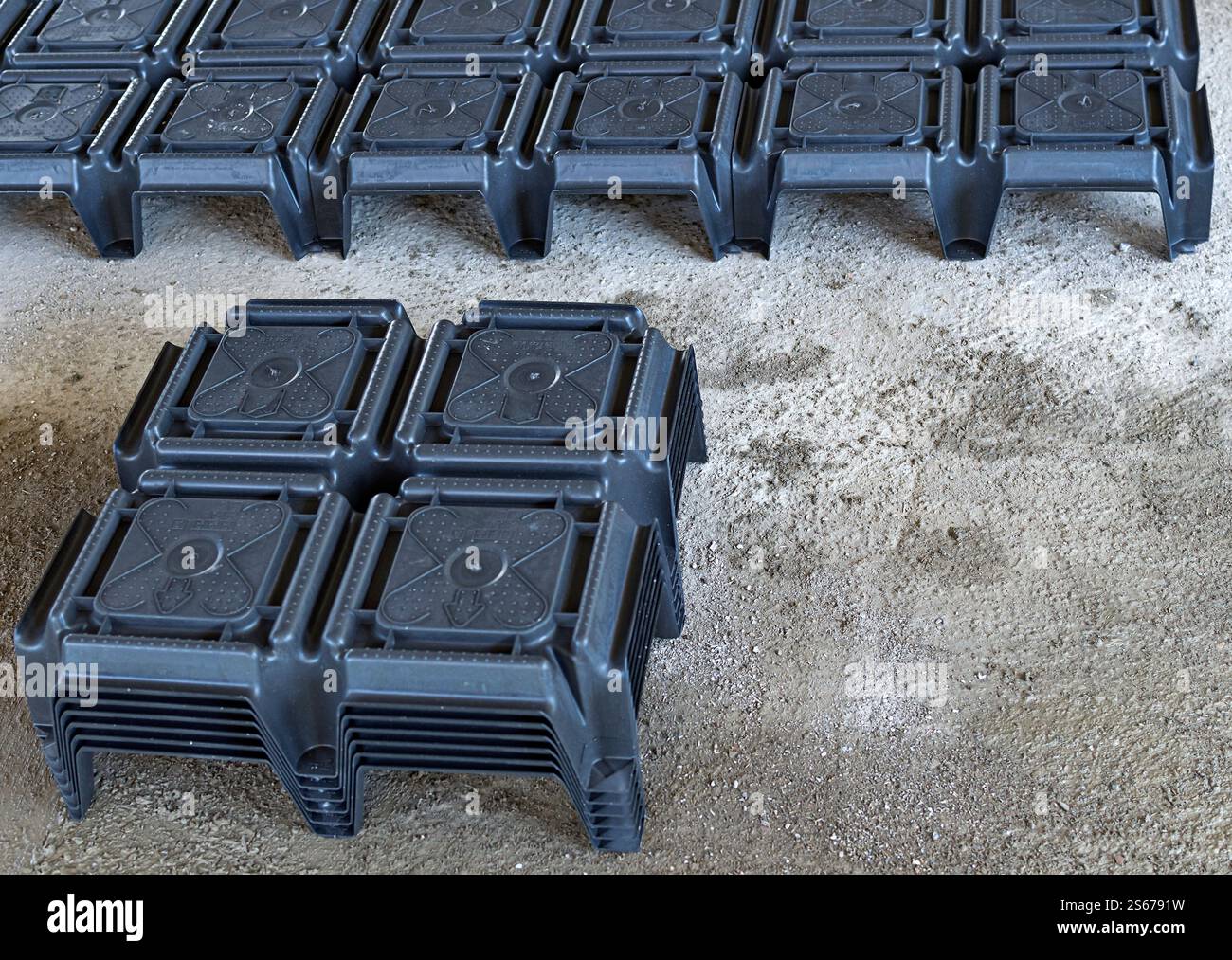 Disposable formwork for ventilated under-floor cavities Stock Photo - Alamy