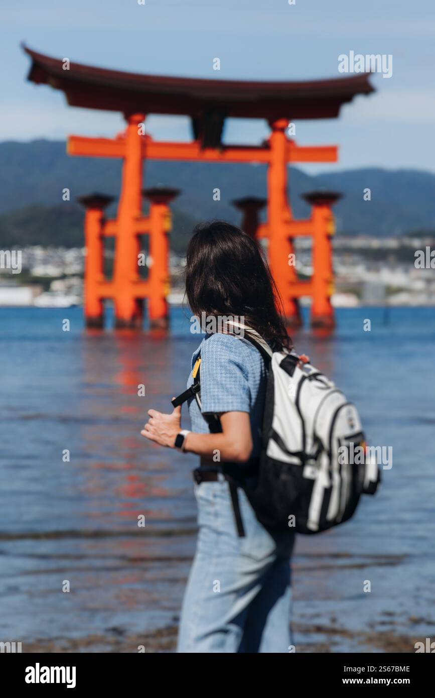 Itsukushima Shrine landscape view, Grand Torii floating gate, Japan ...