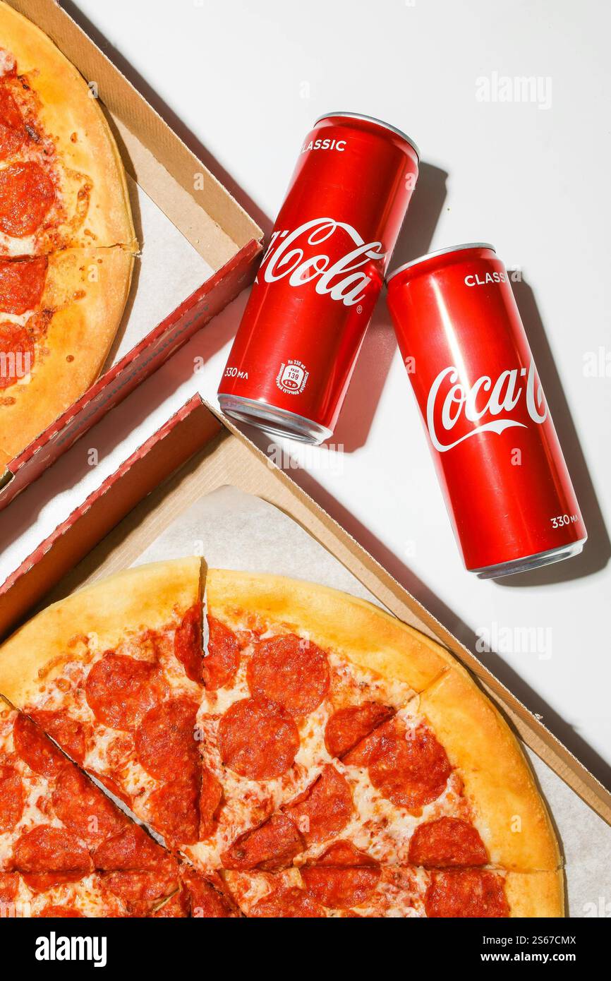 Coca Cola and Pizza Stock Photo - Alamy