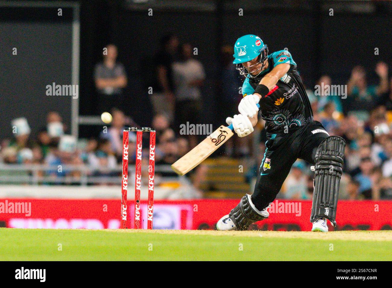 Marnus Labuschagne of Brisbane Heat batting during the Big Bash League ...
