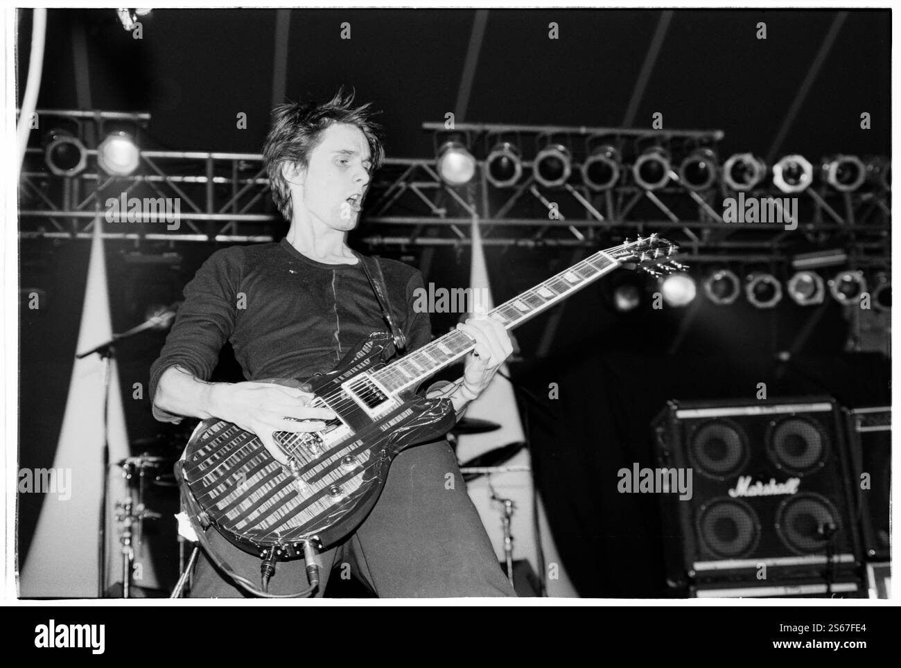 MUSE, YOUNG, READING FESTIVAL, 2000: An early career picture of singer ...
