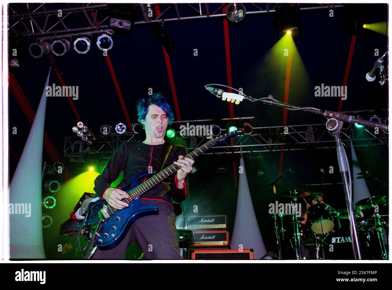MUSE, YOUNG, READING FESTIVAL, 2000: An early career picture of singer ...