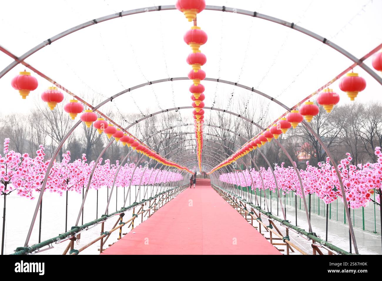 An ice and snow world opens in Fushun City, northeast China's Liaoning ...