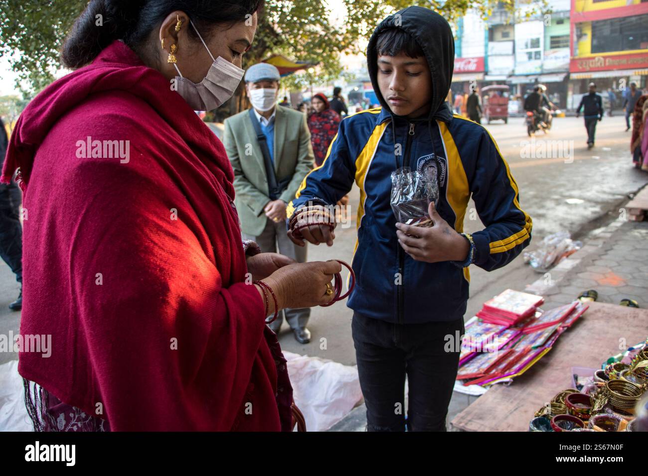 Bangle vendor outside Janaki Mandir, Janakpur Dham, Dhanusha, Nepal ...