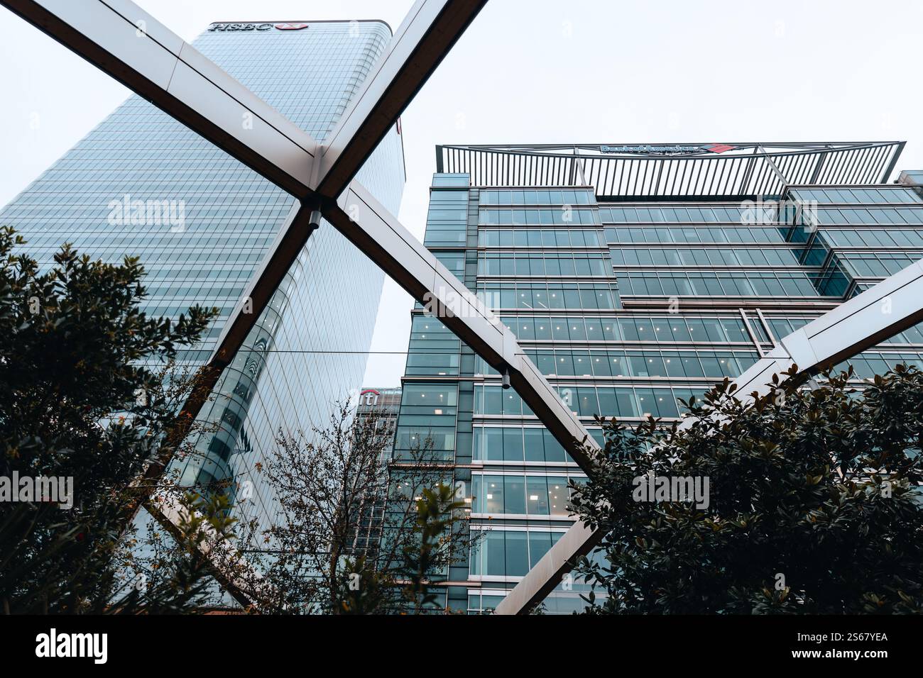 Crossrail Place Roof Garden, Canary Wharf Stock Photo - Alamy