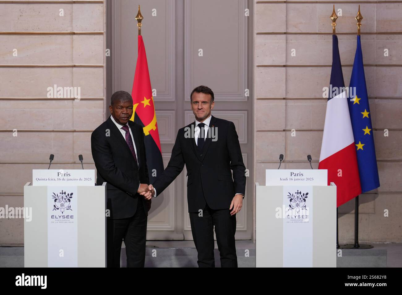Angola's President João Lourenco shakes hands with French President ...