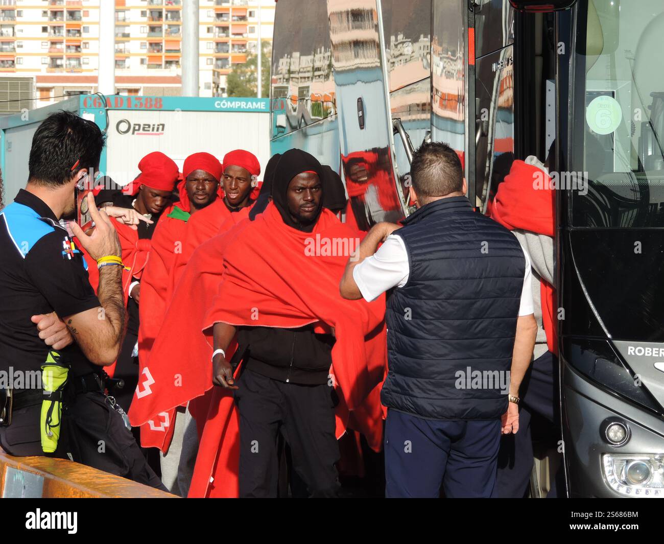 Spain. 08th Jan, 2025. Today, immigrants from El Hierro arrive in ...