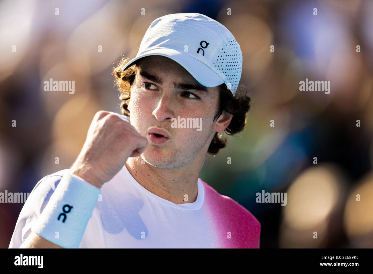 (250116) -- MELBOURNE, Jan. 16, 2025 (Xinhua) -- Joao Fonseca reacts during the men's singles ...