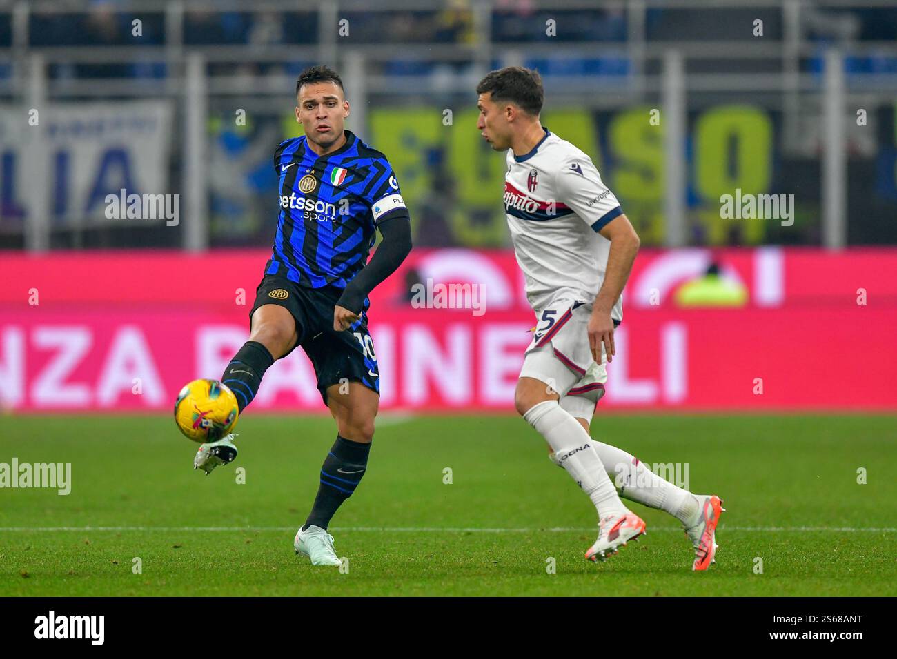 Milano, Italy. 16th Jan, 2025. Lautaro Martinez (10) of Inter seen ...
