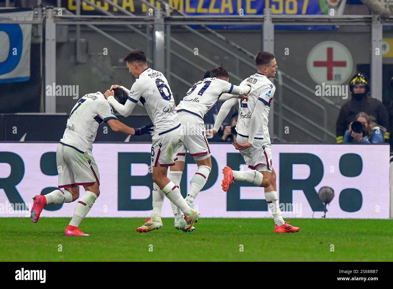 Milano, Italy. 16th, January 2025. Emil Holm (2) of Bologna equalises ...