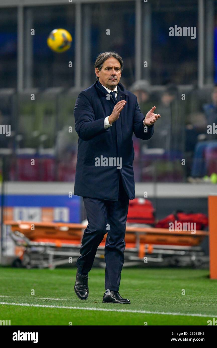 Milano, Italy. 16th Jan, 2025. Head coach Simone Inzaghi of Inter seen ...