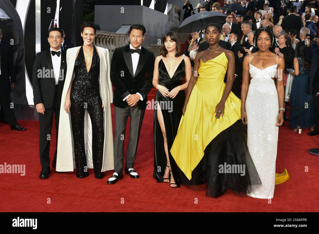 Rami Malek, Phoebe Waller-Bridge, Cary Fukunaga, Ana de Armas, Lashana ...
