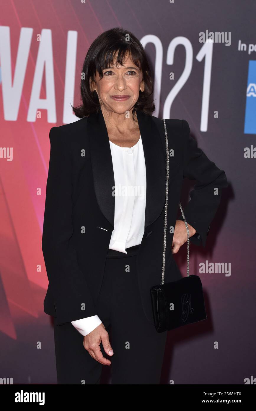 Kathryn Hunter attends 'The Tragedy of Macbeth' European Premiere, at ...