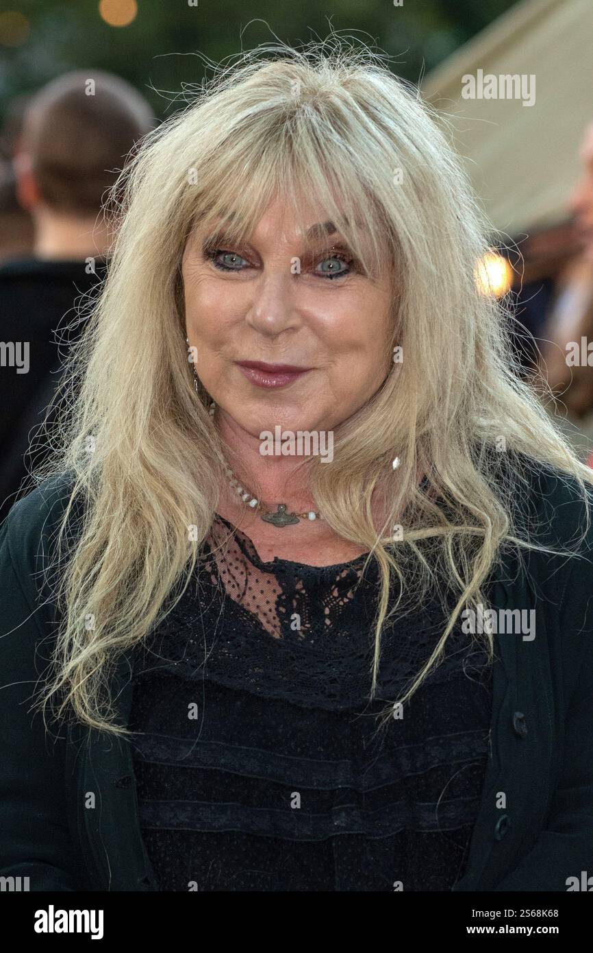 Helen Lederer attends the Women’s Prize For Fiction 2021 at Bedford ...