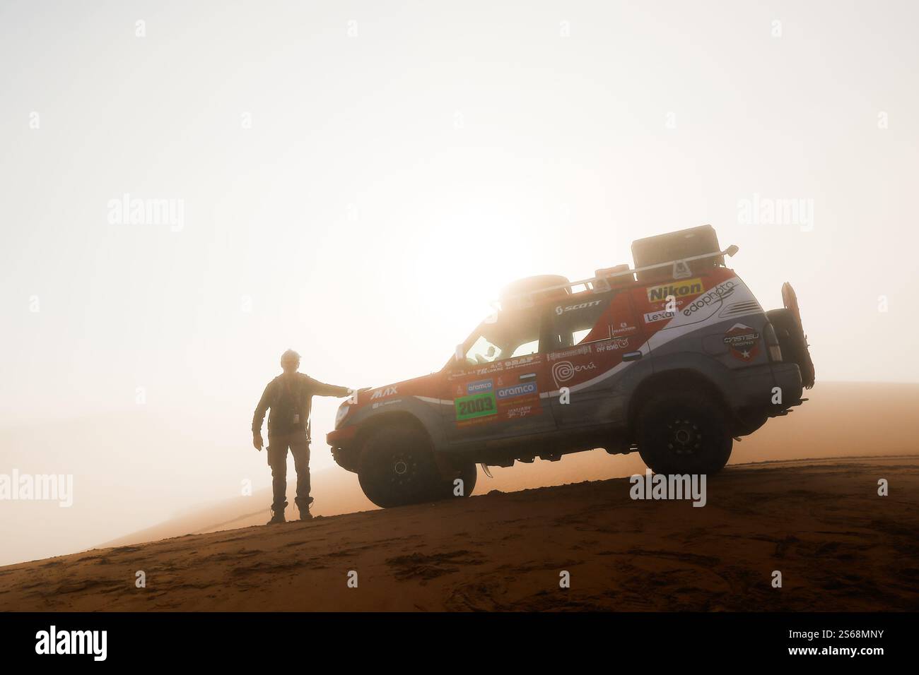 Edo Bauer, photographer during the Stage 11 of the Dakar 2025 on ...