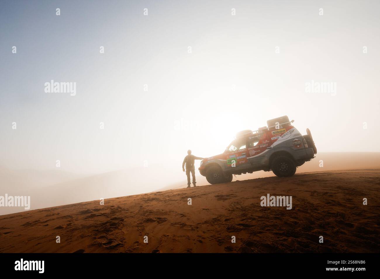 Edo Bauer, photographer during the Stage 11 of the Dakar 2025 on ...