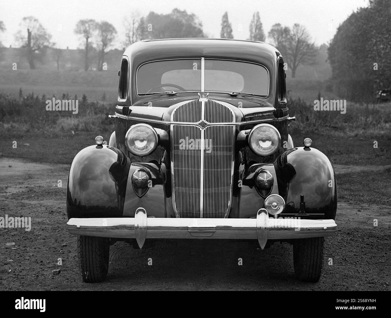 Chrysler six classic car hi-res stock photography and images - Alamy