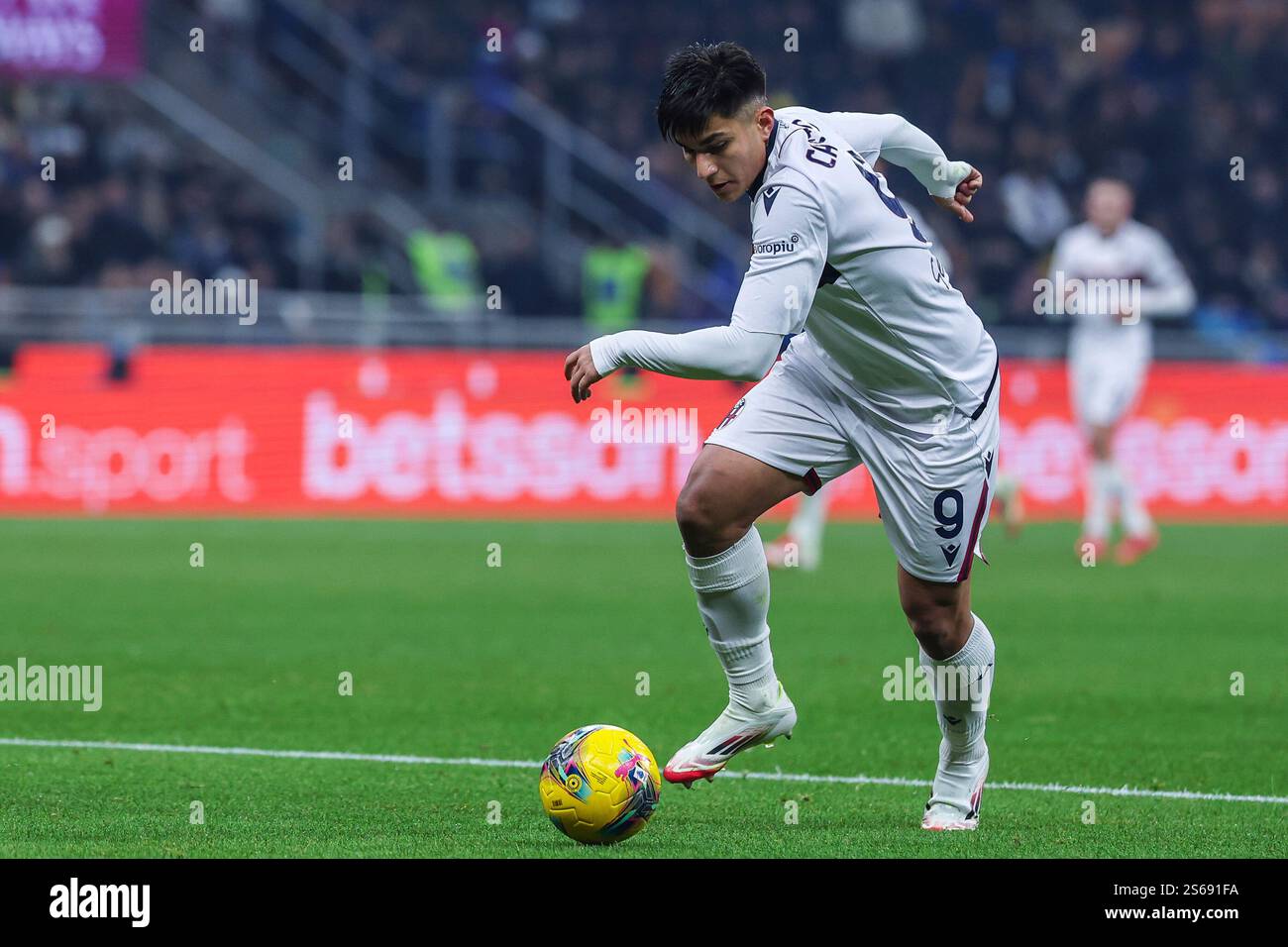 Milan, Italien. 15th Jan, 2025. Santiago Castro of Bologna FC seen in ...