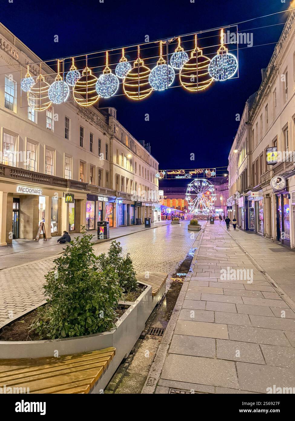 Christmas lights in Dundee, Scotland UK Stock Photo - Alamy