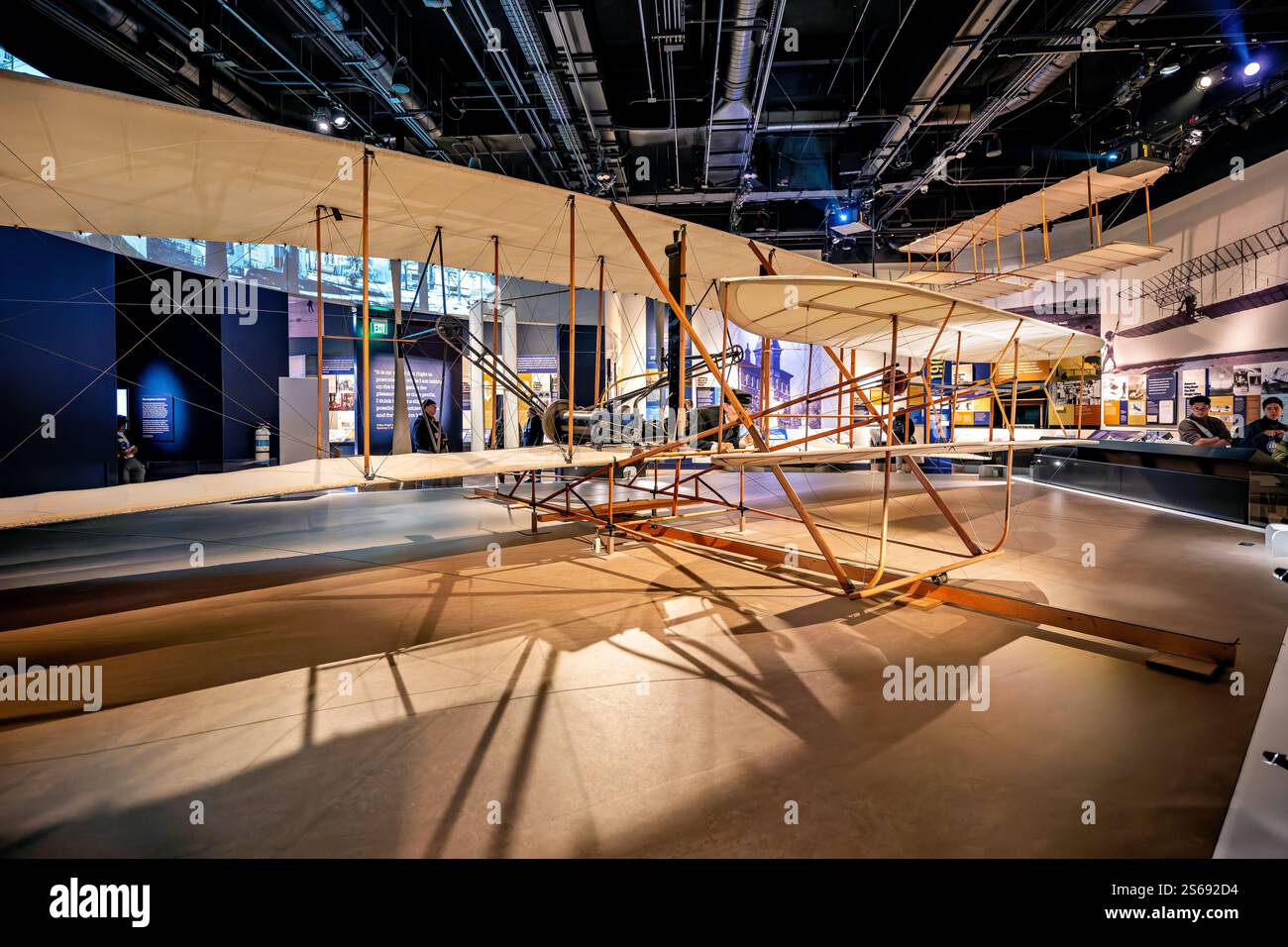 WASHINGTON DC, United States — The original 1903 Wright Flyer ...
