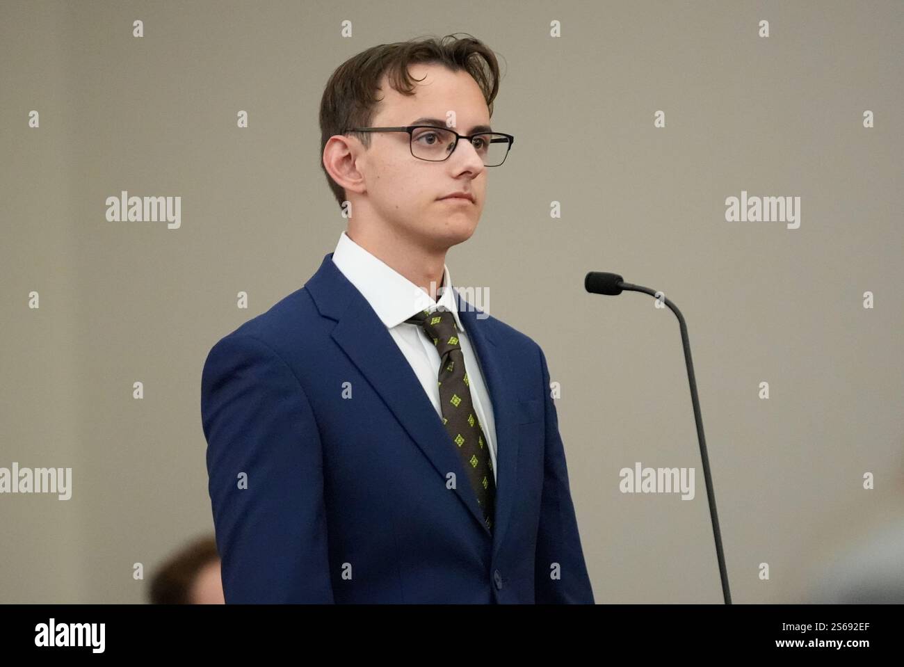 Kevin Carroll appears at district court as he and four other ...