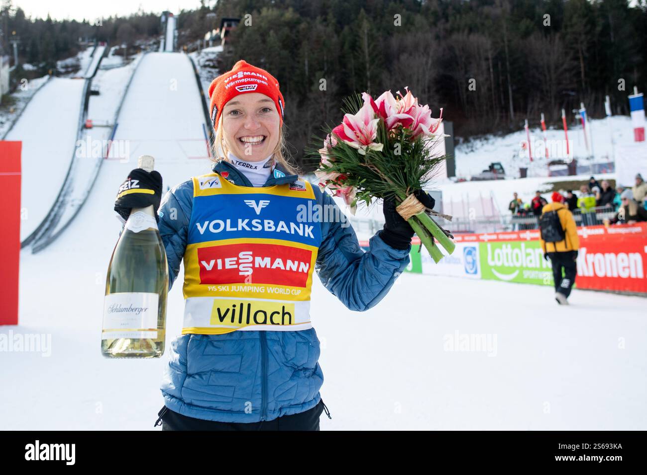 Katharina Schmid (Deutschland) jubelt ueber den Sieg, AUT, FIS ...